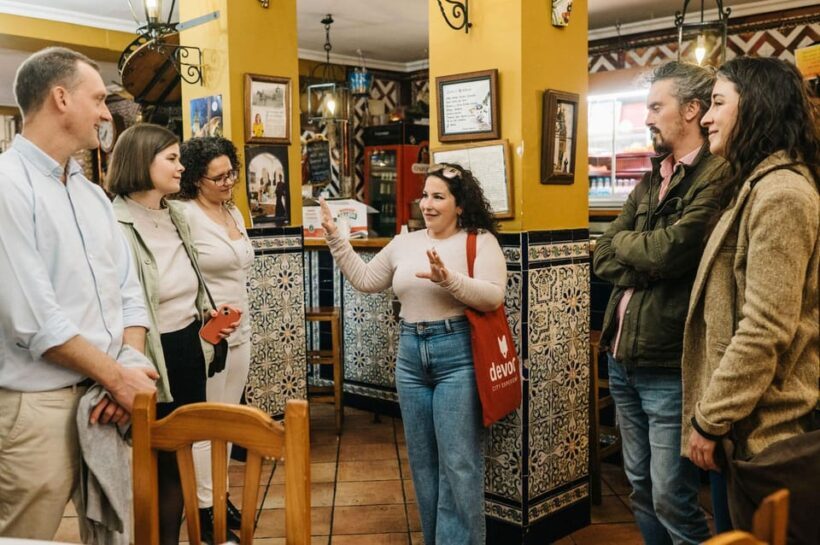 Seville: Triana Neighborhood Evening Tapas Tour - The Itinerary in Detail