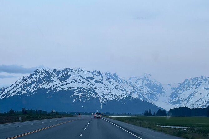 Seward to Anchorage transfer with National Park hike and AWCC - A Detailed Look at the Itinerary