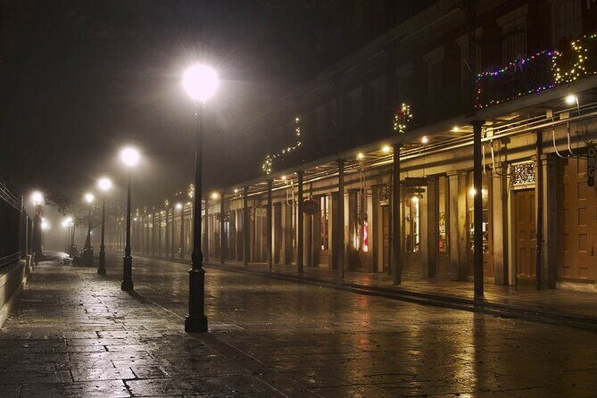 Shadows and Spells: Voodoo, Vampire & Witch Tour - Introducing the Shadows and Spells Tour: A Mystical Walk Through New Orleans