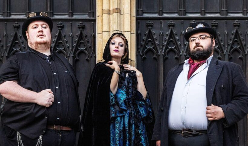 Shadows of York: Ghost Walk and Horrible History. - Shadows of York: Ghost Walk and Horrible History — A Deep Dive into Haunted Streets and Grim Times