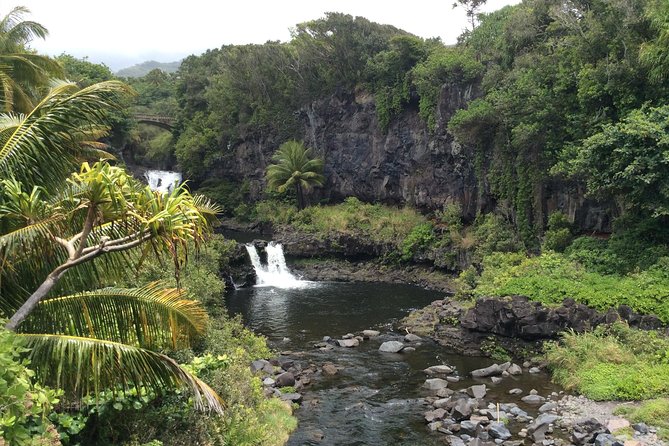 Shaka Guide Maui Classic Road to Hana Audio Driving Tour - Convenient Booking and Accessibility