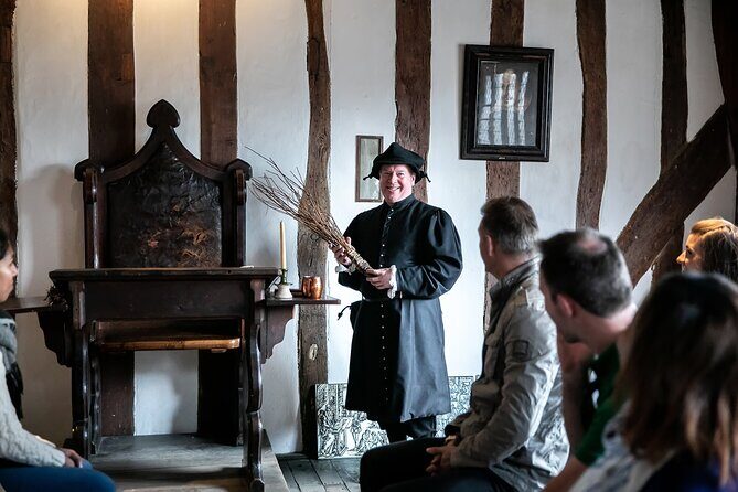 Shakespeare's Schoolroom & Guildhall Entry Ticket and Tour - The Sum Up