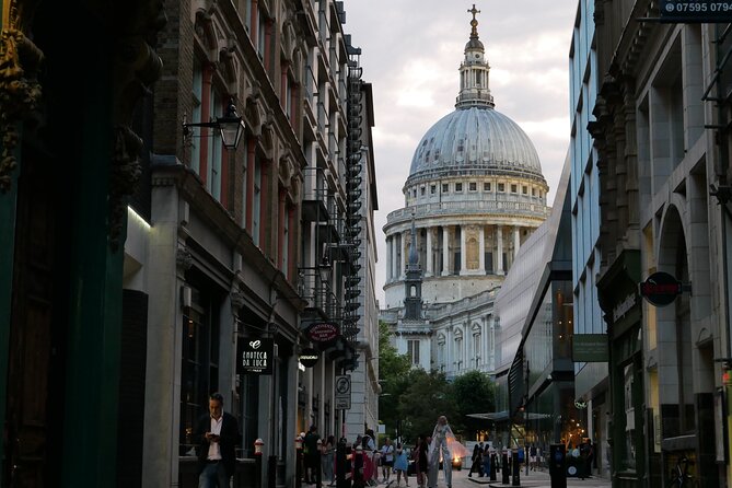Shakespeares Walking Tour in London - Elizabethan Snacks and Extracts