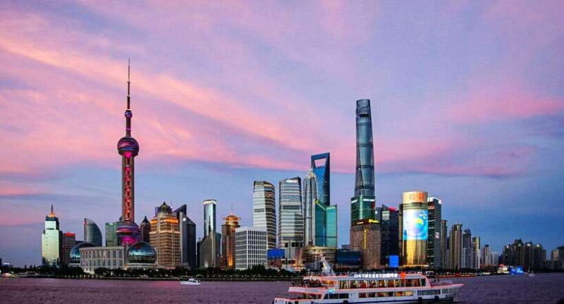 Shanghai Airport Layover Tour with Amazing City Highlights - Key Points