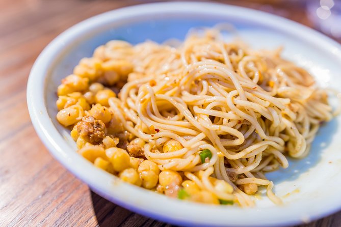 Shanghai By Night: 3-Hour Private Evening Food Tour, incl Drinks - The Itinerary: A Taste of Shanghai’s Nightlife