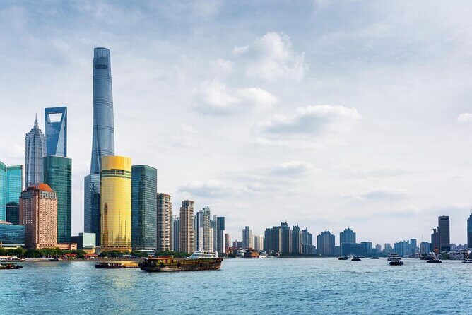 Shanghai day tour customized:Bund,YuGarden,Shanghai Tower,HuangpuRiver,Nanjinglu - Key Points