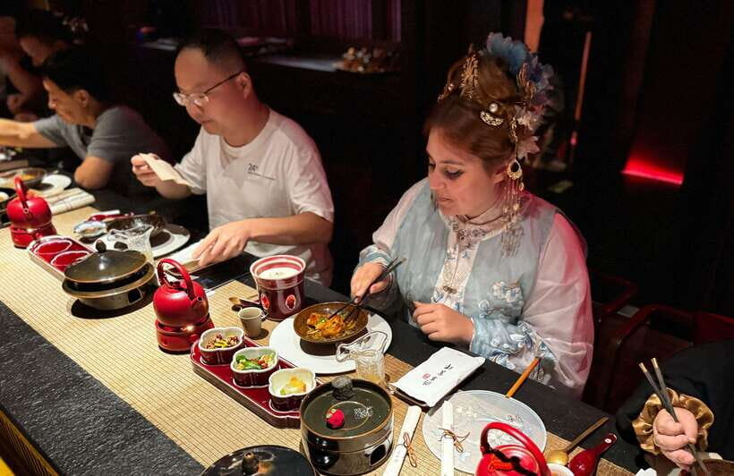 Shanghai Guided Royal Banquet Photo (Incl) with Massage Opt - Authenticity and Cultural Value