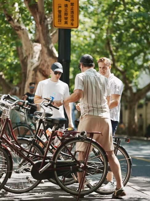 Shanghai: Half-Day Guided Bike Tour with Snacks - Key Points