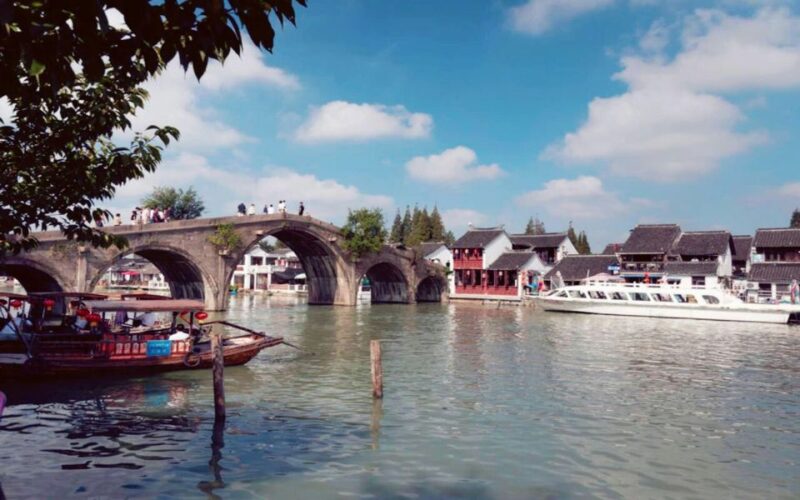 Shanghai Highlights and Zhujiajiao Water Town Private Tour - What to Expect and What It Means for You
