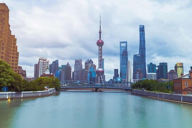 Shanghai Hotels to Wusongkou Cruise Port:Private with Meet & Great service - Why Choose This Transfer Service?