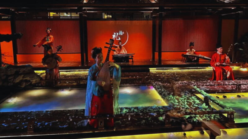 Shanghai: Imperial Banquet at Jiangnan Jun with Private Room - The Service and Atmosphere