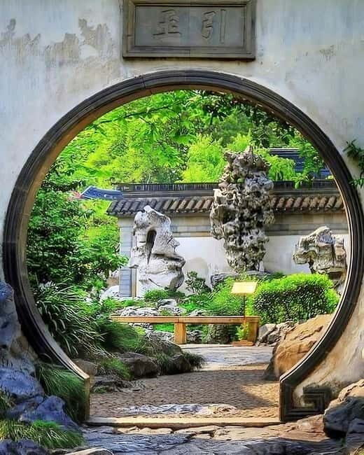 Shanghai: Jing'an Temple, Yu Garden, and Bazaar Private Tour - What to Expect from This Tour