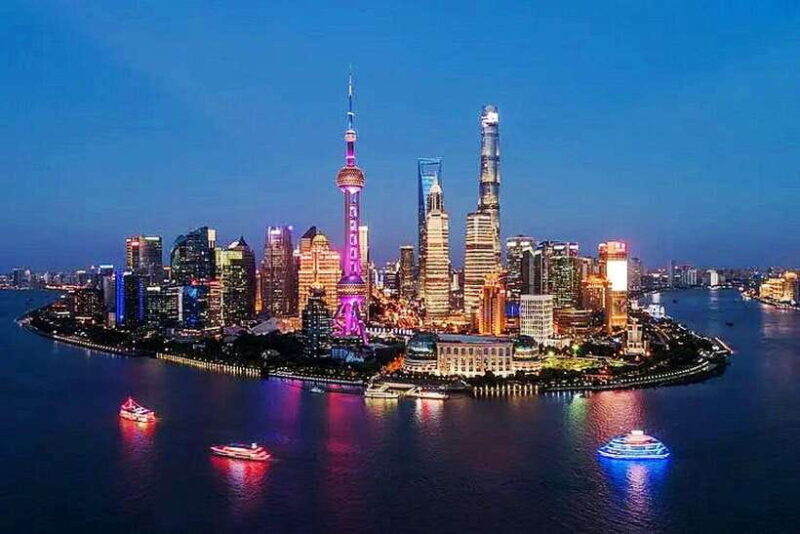 Shanghai Night River Cruise VIP Seat with Authentic Dinner - Key Points