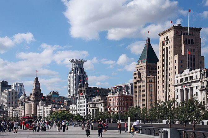 Shanghai Private Layover Tour of the Bund, Yu Garden and Oriental Pearl Tower - Overall Value and Experience