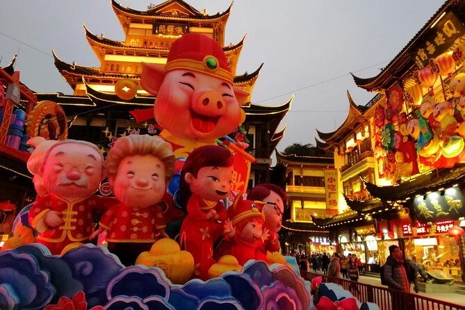 Shanghai Private Night Tour with Dim Sum Dinner - Discovering Shanghai After Dark: A Full Review
