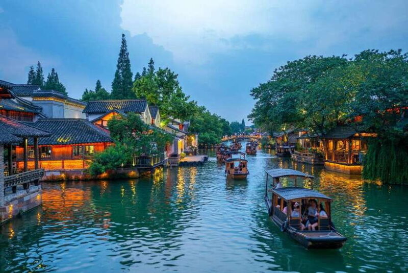 Shanghai: Private Shanghai & Zhujiajiao Tour with Lunch - Final Thoughts: Who Is This Tour Perfect For?