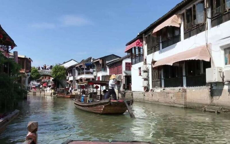 Shanghai: Private Shanghai & Zhujiajiao Tour with Lunch - FAQ