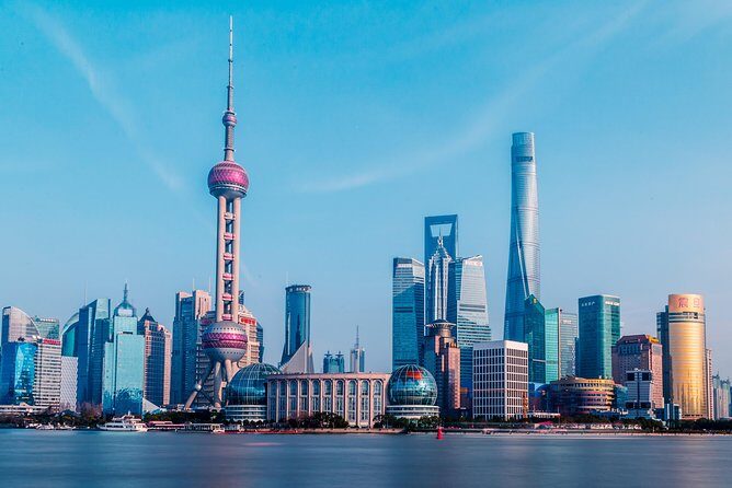 Shanghai Private Tour the Bund Nanjing Road Yu Garden and Oriental Pearl Tower - Authenticity and Real-Life Experience