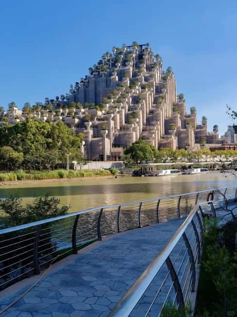 Shanghai: Private Walking Tour of Suzhou Creek & North Bund - Discovering Suzhou Creek