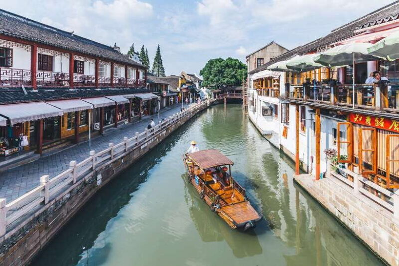 Shanghai Seven Treasure Town & Zhujiajiao Water Town Tour - Lunch and Free Time