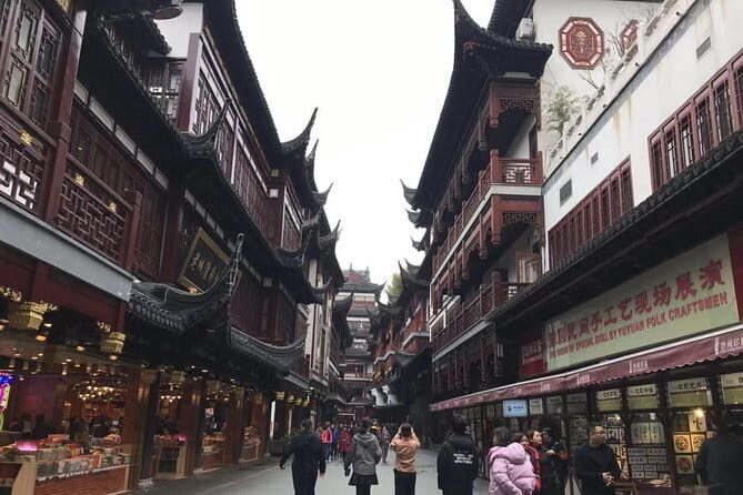 Shanghai Tour of the Bund, Sinan Road and Dinner inside the Oriental Pearl Tower - A Complete Breakdown of the Shanghai Tour Experience