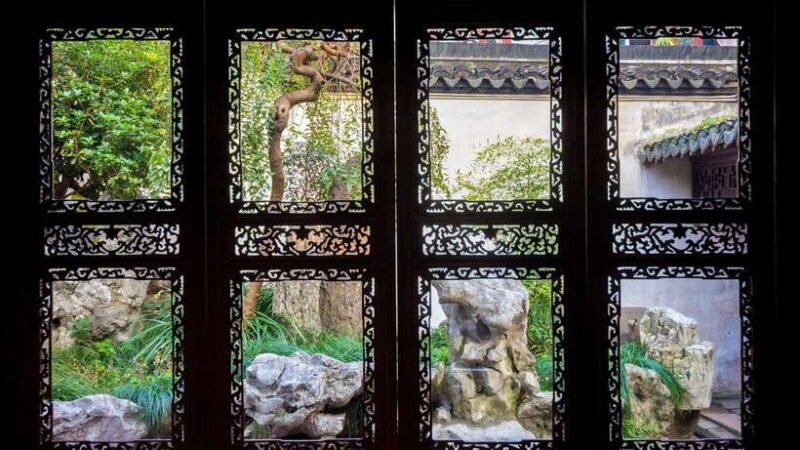 Shanghai: Yu Garden Entry or Zhujiajiao Water TownBund Tour - How This Tour Reflects Shanghai’s Charm