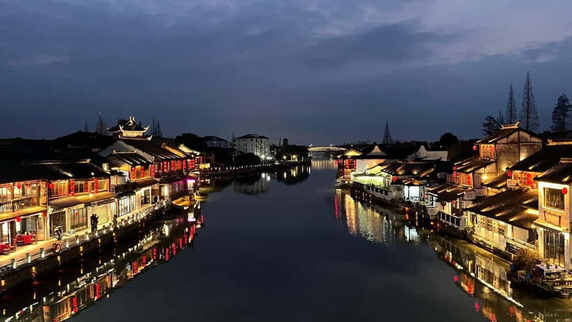Shanghai: Zhujiajiao Water Town with Calligraphy Experience - The Itinerary Breakdown