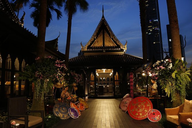 Shangri-La Hotel's Salathip Thai Restaurant Experience - FAQ