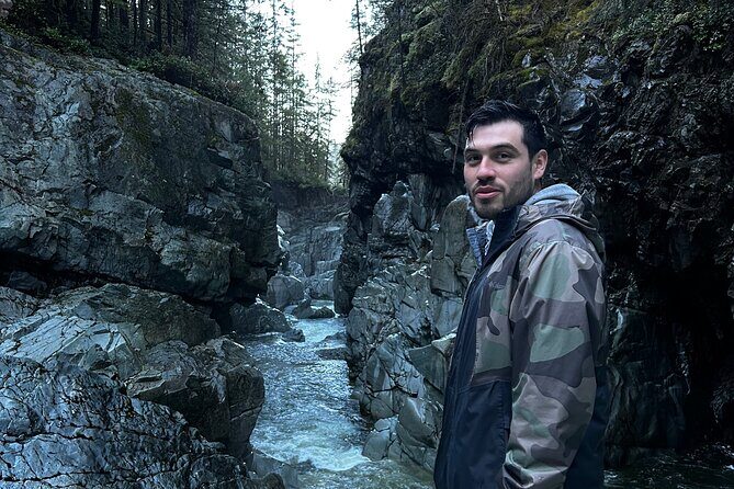 Shannon fall, Quercus Point and Squamish city Private tour - Final Thoughts: Who’s This Tour Best For?