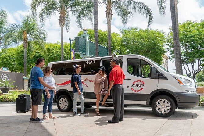 Shared Airport Departure Transfer Anaheim and Orange County to John Wayne Airport - The Practicalities and Benefits