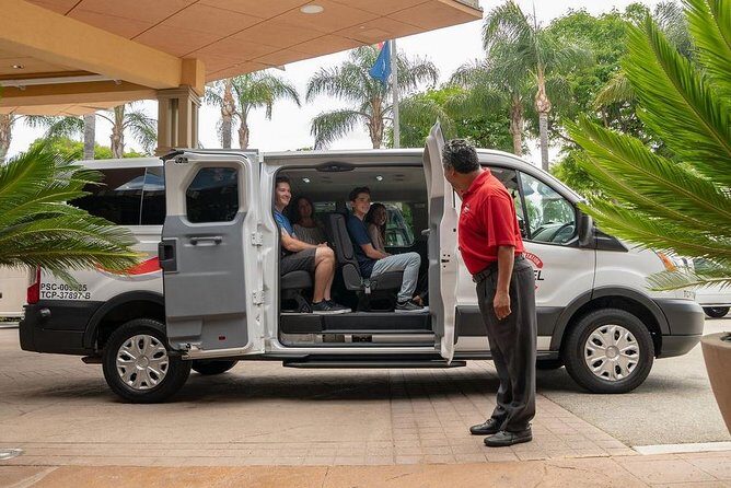 Shared Airport Departure Transfer Anaheim and Orange County to John Wayne Airport - The Sum Up