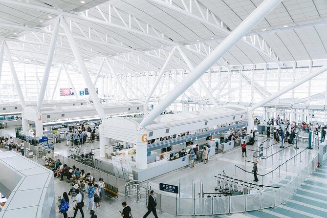 Shared Arrival Transfer : Fukuoka Airport to Fukuoka City - An In-Depth Look at the Transfer Experience