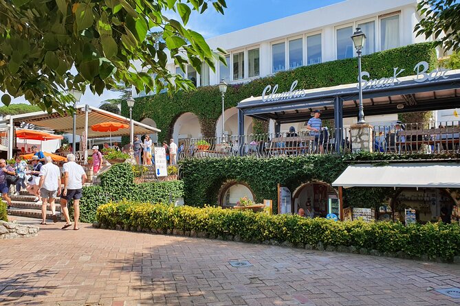 Shared CAPRI Tour - 360° experience by Bus, Boat & Guide - Exploring the Itinerary in Detail