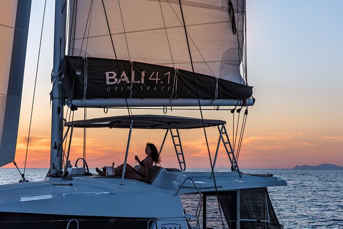 Shared Catamaran Half Day Cruise in Santorini - Food and Crew