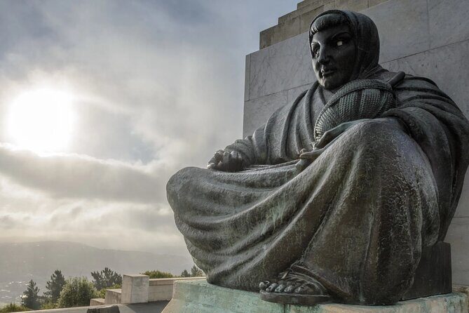 Shared Dunedin City & Otago Peninsula Scenery Day Tour up to 10 - FAQs