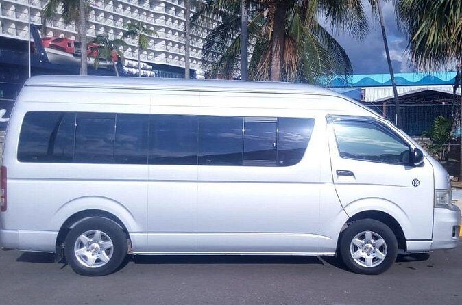 Shared Falmouth Hotel Shuttles To or From Montego Bay Airport - Who Should Use This Shuttle?