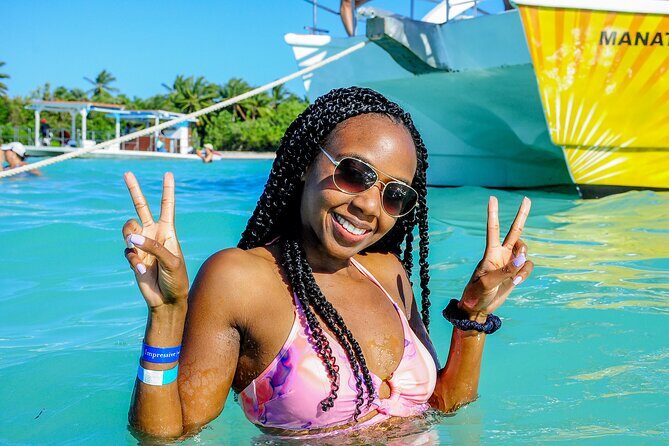 Shared Family Snorkeling Boat with Drinks and Snacks - Starting Point and Timing