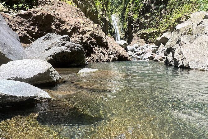 Shared Guided Hiking in Falls of Baleine - Discovering the Natural Charms of the Falls of Baleine