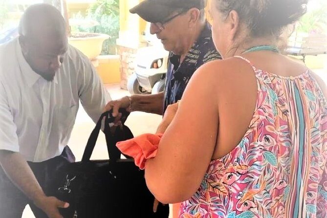 Shared or Private St Kitts Airport Roundtrip Transfer - Overview of the Transfer Experience