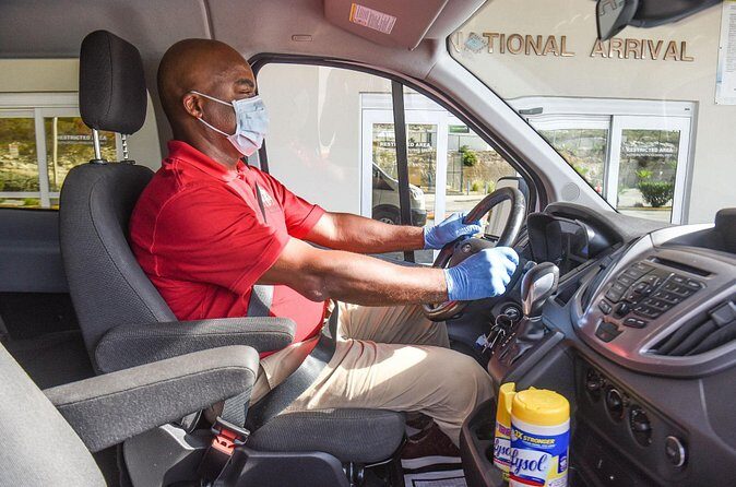 Shared Round Trip Transfer Providenciales Airport to Providenciales Hotels - Real Experiences from Travelers