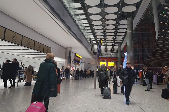 Shared Shuttle Service From Gatwick to Your Hotel in London - Benefits of Choosing a Shared Shuttle