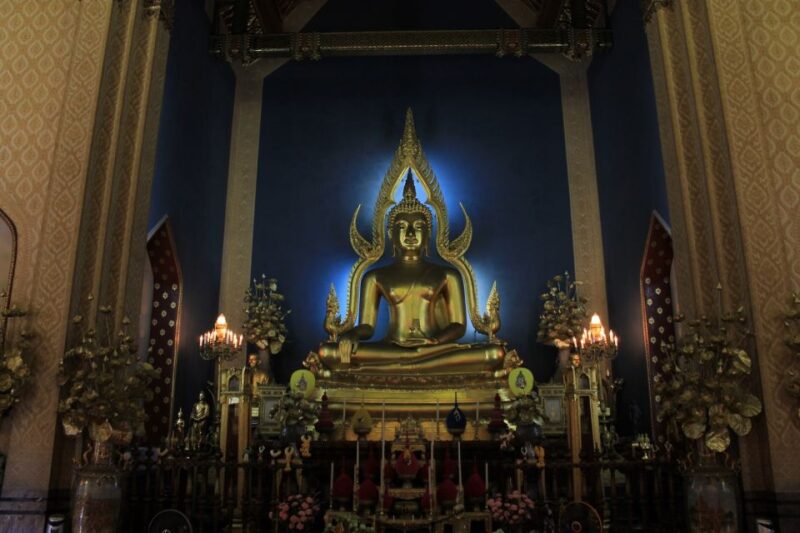 Shared Tour: Wat Pho, Wat Traimit and Wat Benchamabophit - Key Points