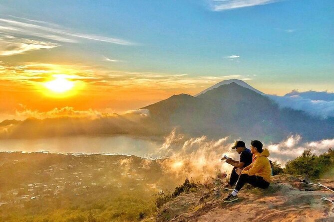 Sharing Mount Batur Sunrise Trekking Guide Pick Up and Drop Off - The Itinerary Breakdown