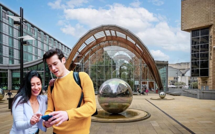 Sheffield: City Walking Tour and Exploration Game - Key Points