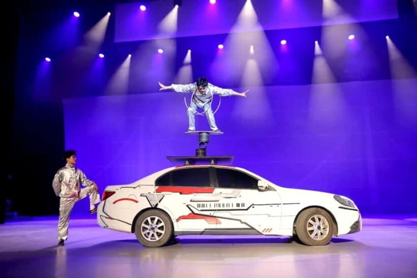 Shenzhen: Holographic Projection Show - The Experience Provider
