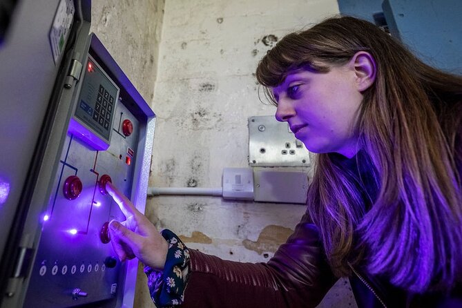 Shepton Mallet Prison Escape Room - The Hole - Strategies for Evading the Governor