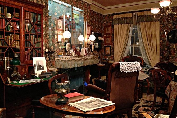 Sherlock Holmes Museum & See London's Top Sights Walking Tour - FAQ
