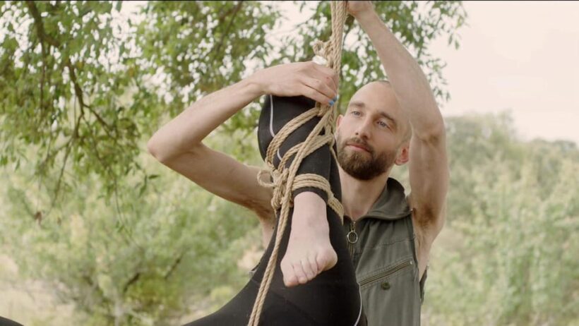 Shibari on the beach! - Who Will Benefit Most?
