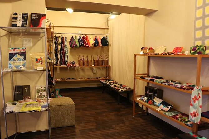 Shibori Tie-Dye Workshop and Arimatsu City Tour - Creating Your Own Shibori Masterpiece