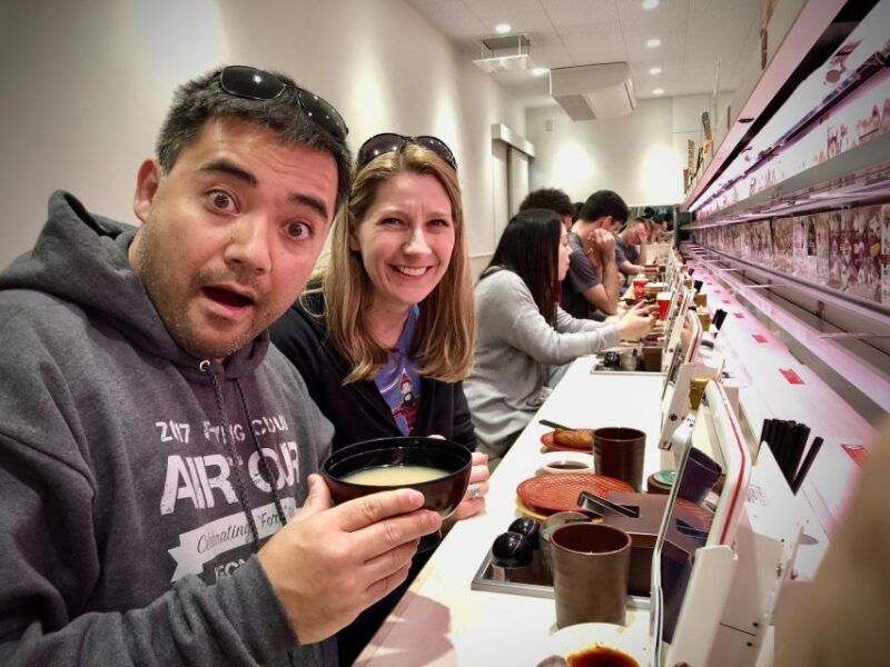 Shibuya & Harajuku: Hidden Gems & Highlights Private Tour - Knowledgeable Local Guide: Taking in Tokyos Quirky Charm